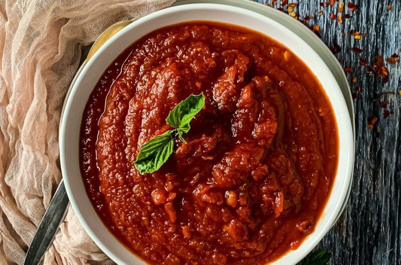 Sugo (Italian Tomato Sauce) Recipe - RecipeVilla